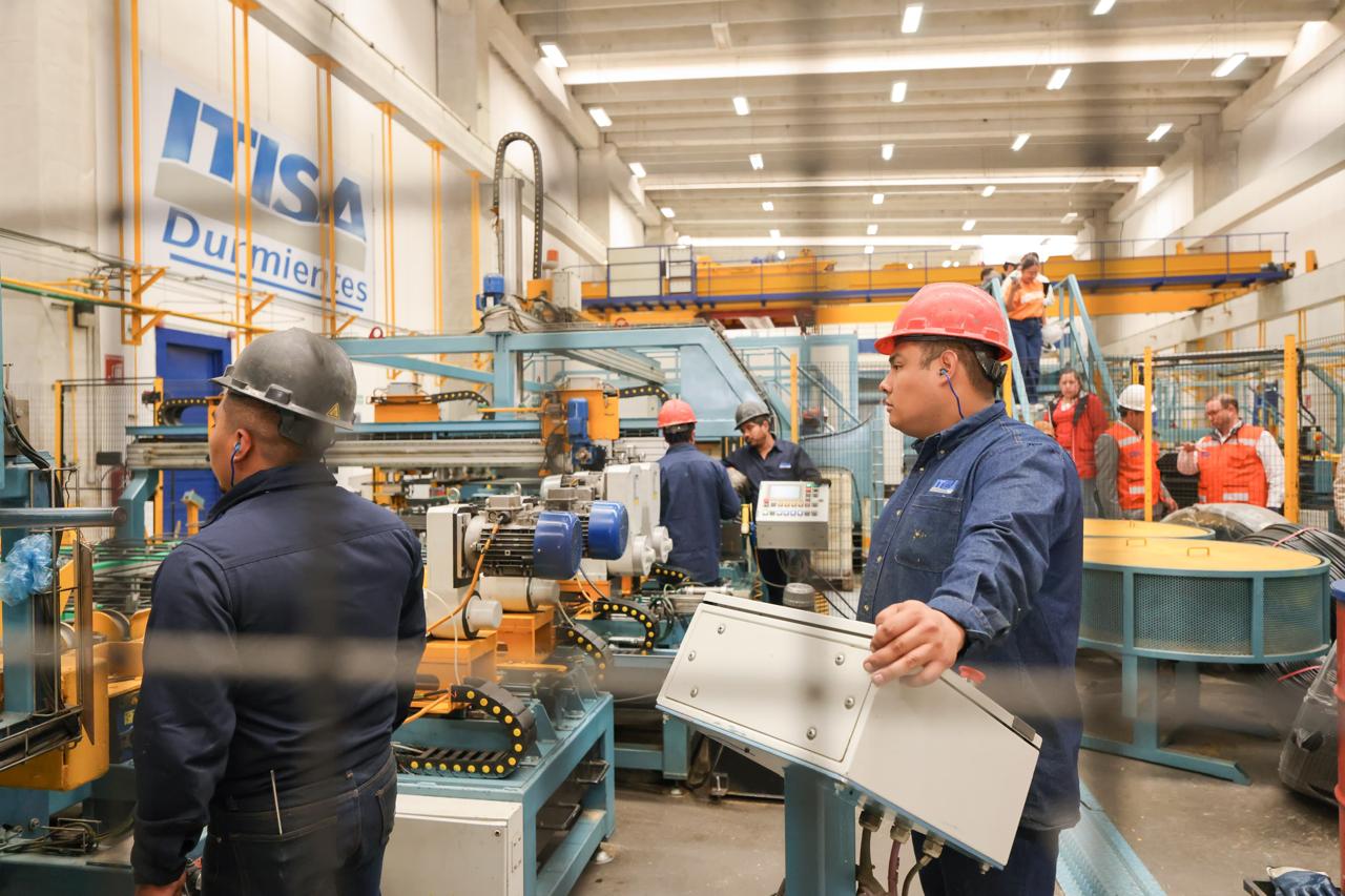 Reconoce gobernadora a la empresa ITISA por su participación en proyectos emblemáticos de tipo ...